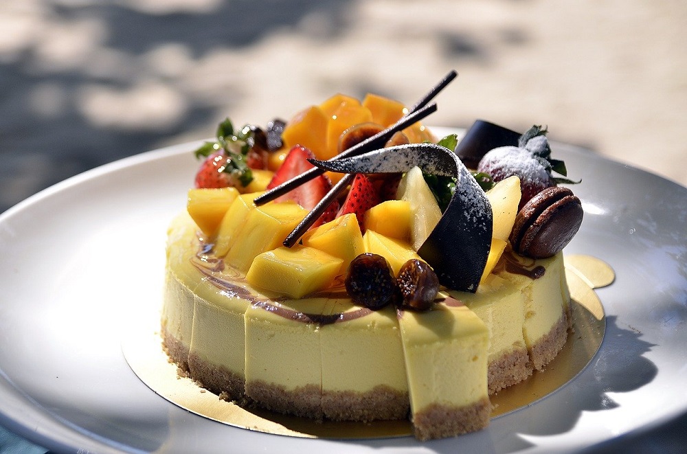 Top Famous Cake Making Bakeries Brands in Delhi - Happiness Creativity